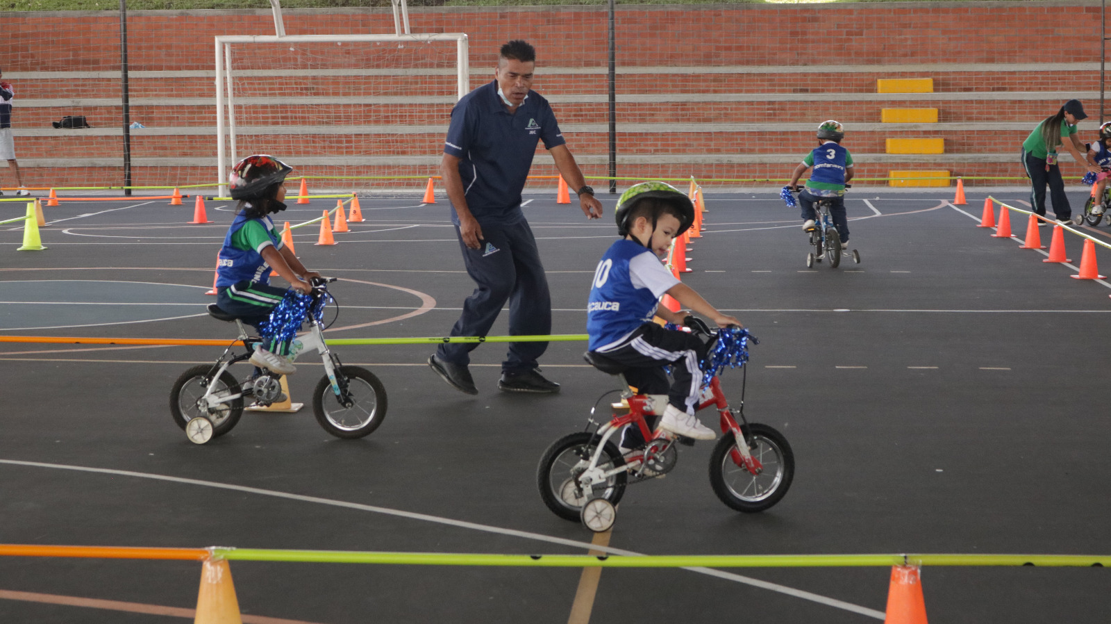 Regresan las Mini Olimpiadas AIPI Comfacauca » Comfacauca