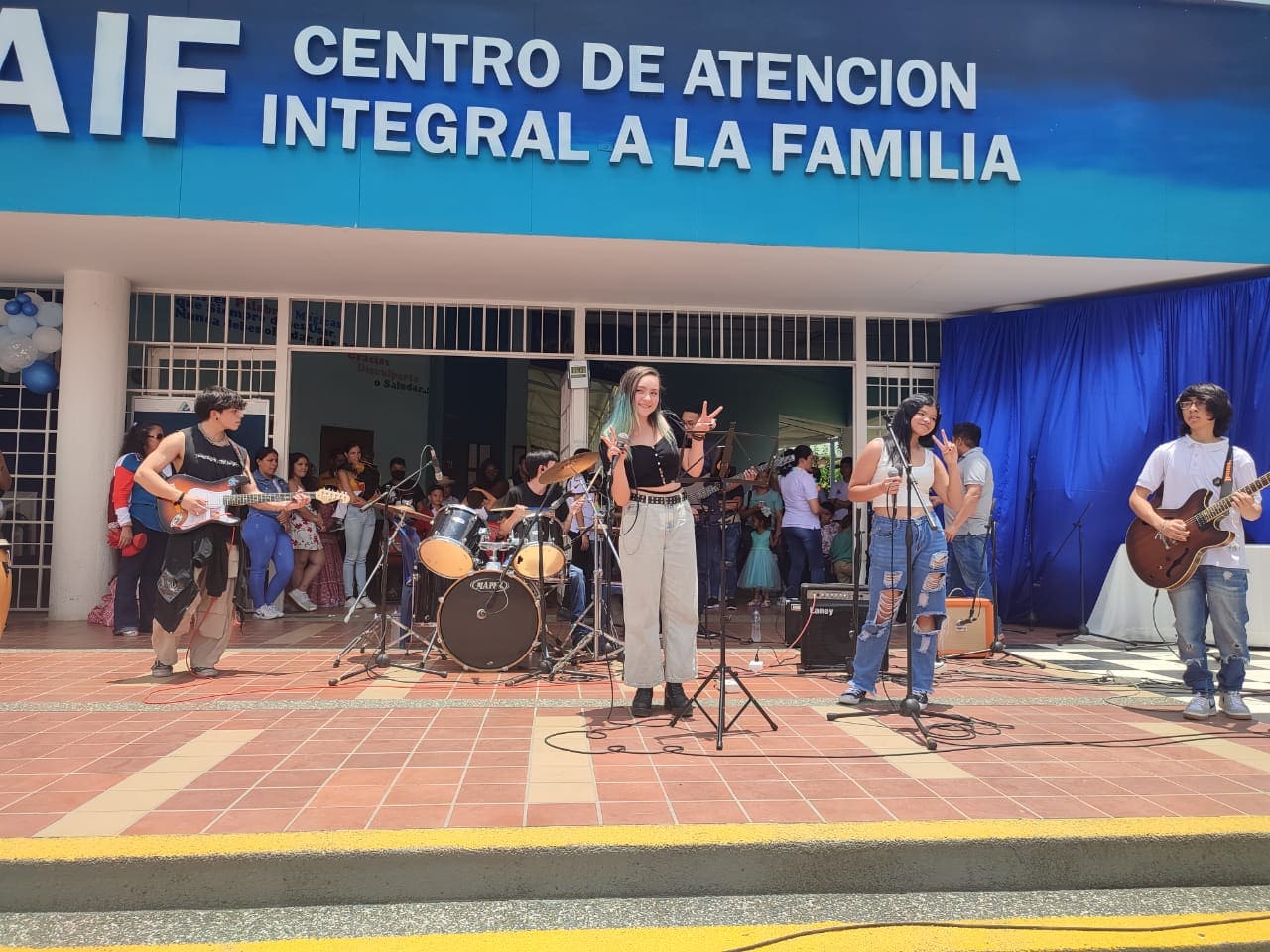 15 años CAIF Comfacauca una celebración llena de música, tecnología y ...